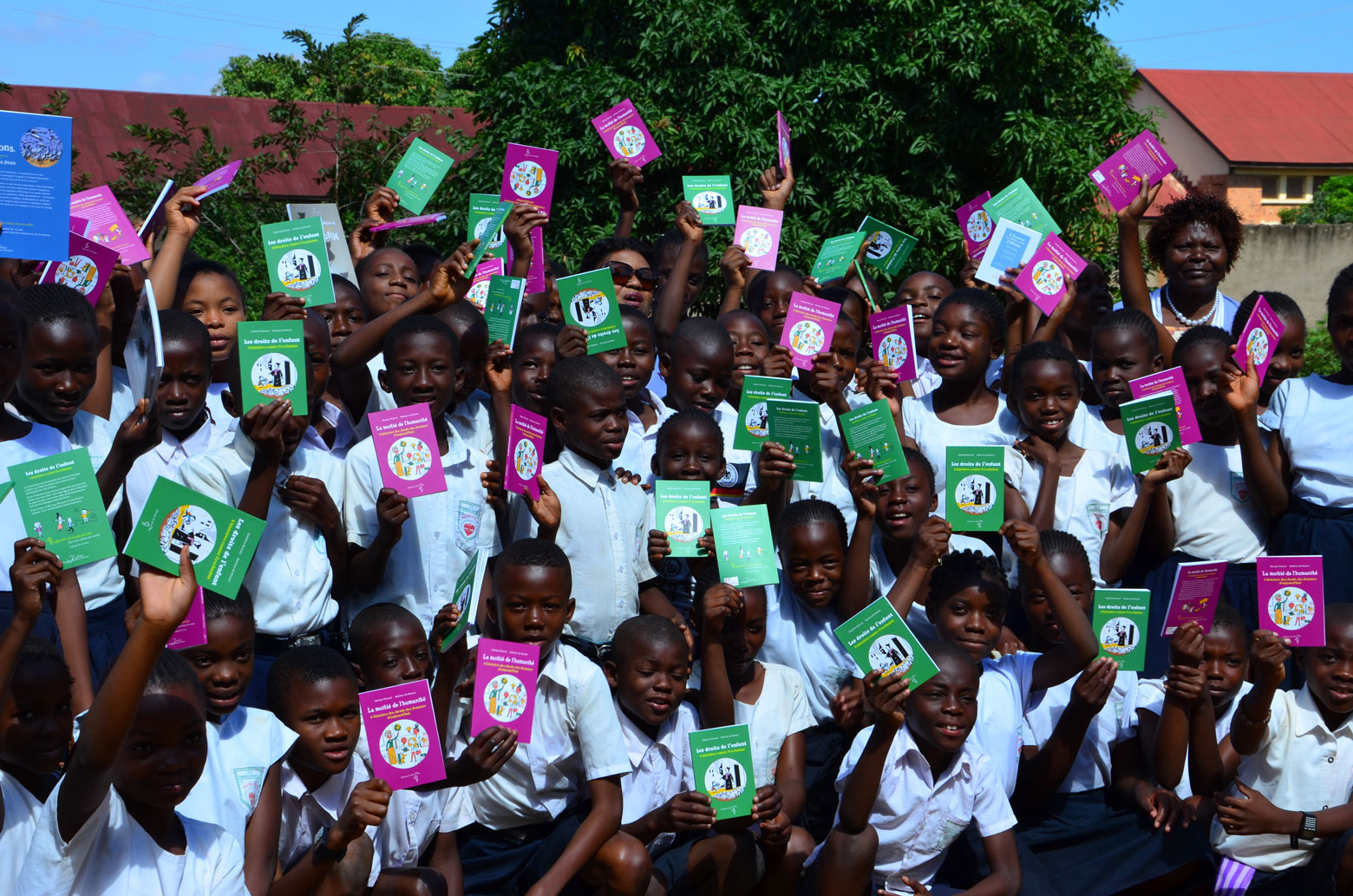 10,000 books for schoolchildren | Forrestgroup