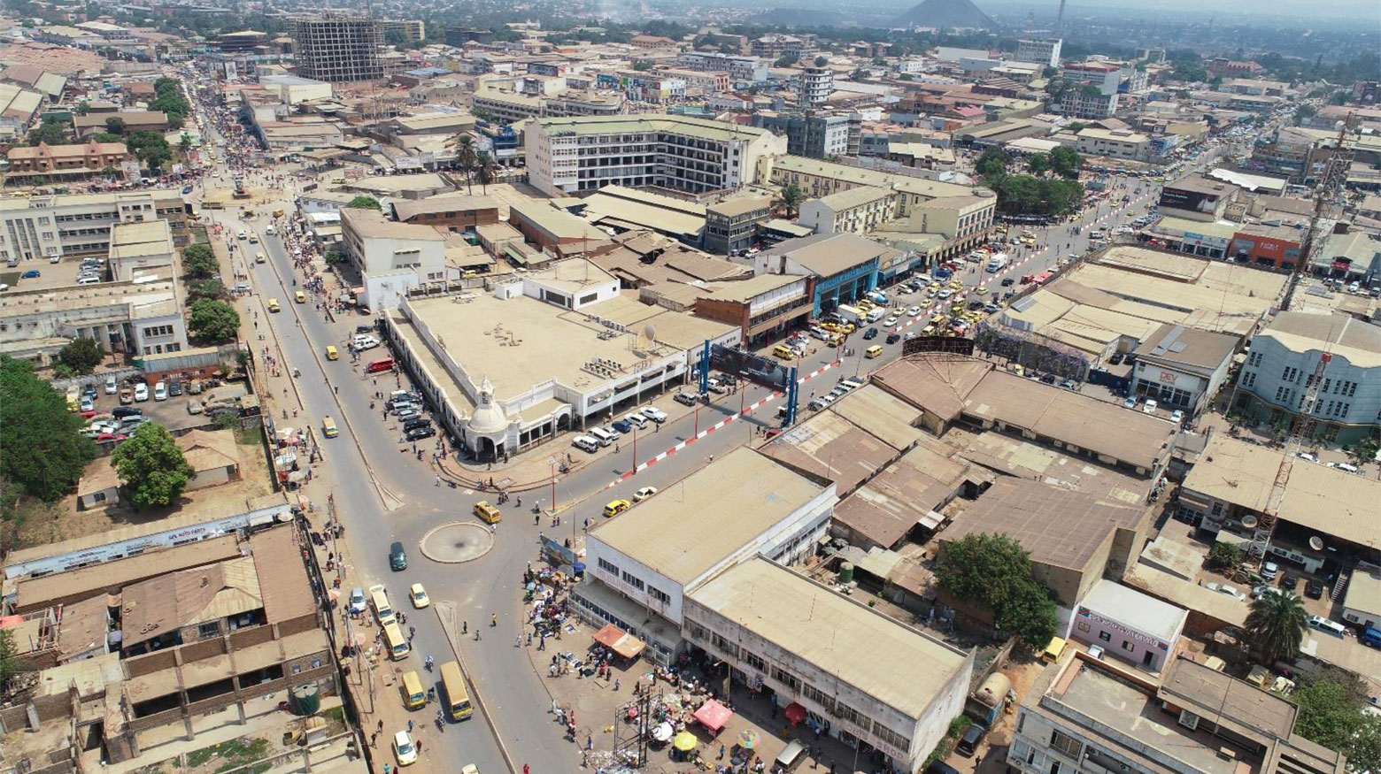 Réaménagement et transformation de la chaussée Laurent-Désiré Kabila